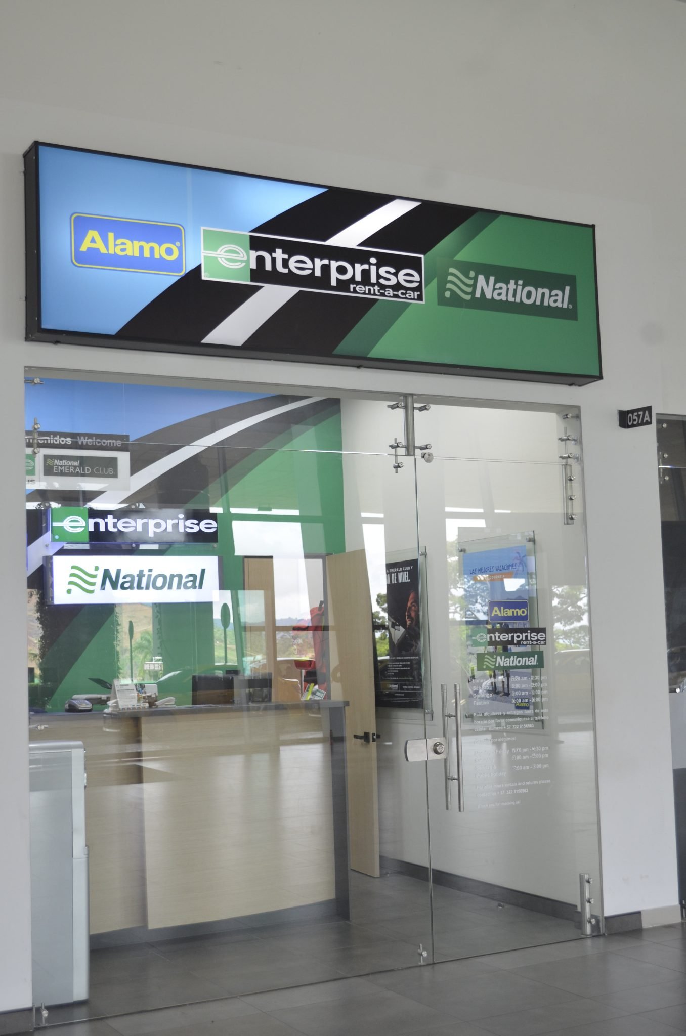 Renta de Autos - Aeropuerto Internacional Matecaña